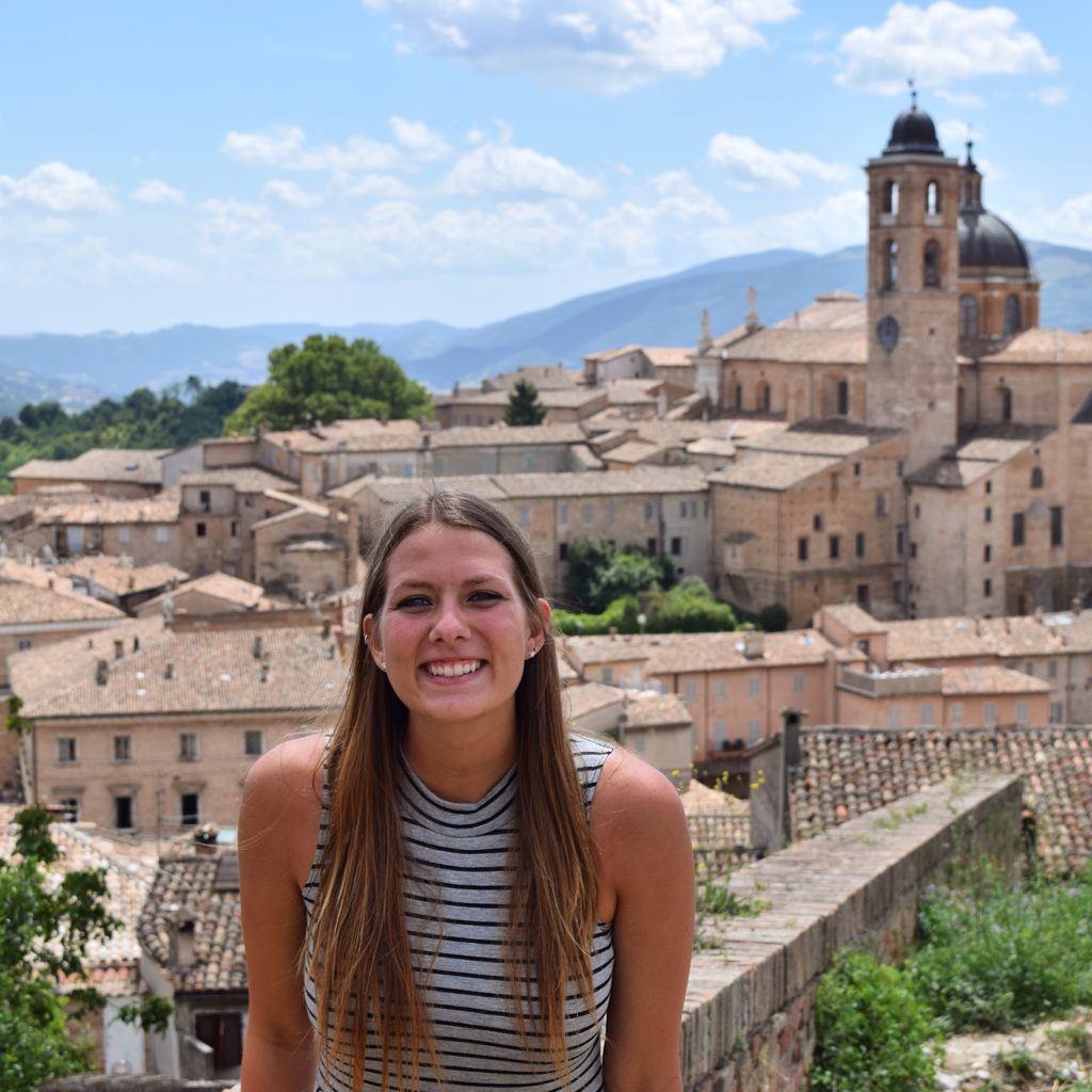 Meet Our Scholars - Miranda Isaaca - University Honors